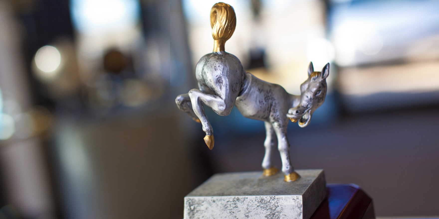 M & M Trophies & Awards